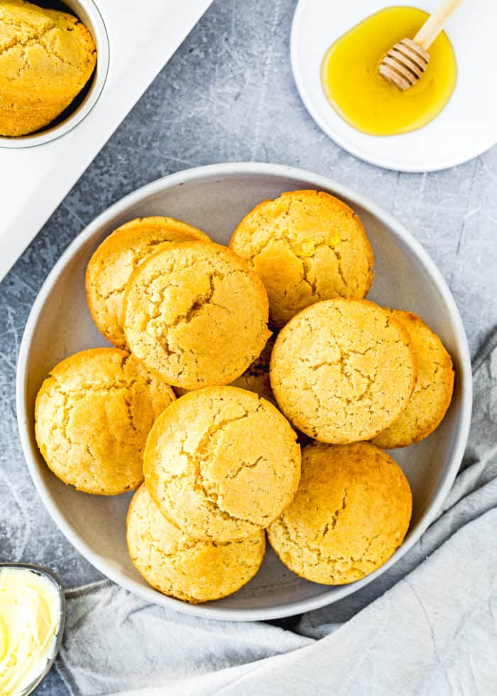 Easy Eggless Cornbread Muffins - Mommy's Home Cooking