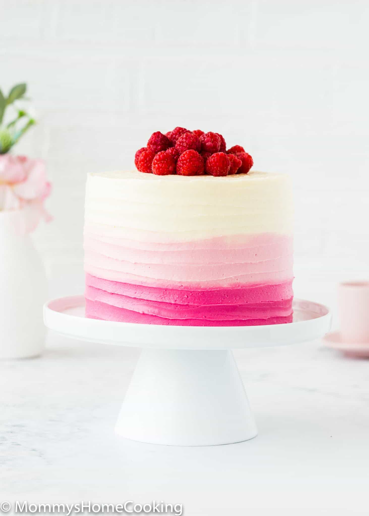 How To Stack A Layer Cake For Beginners - Mommy's Home Cooking