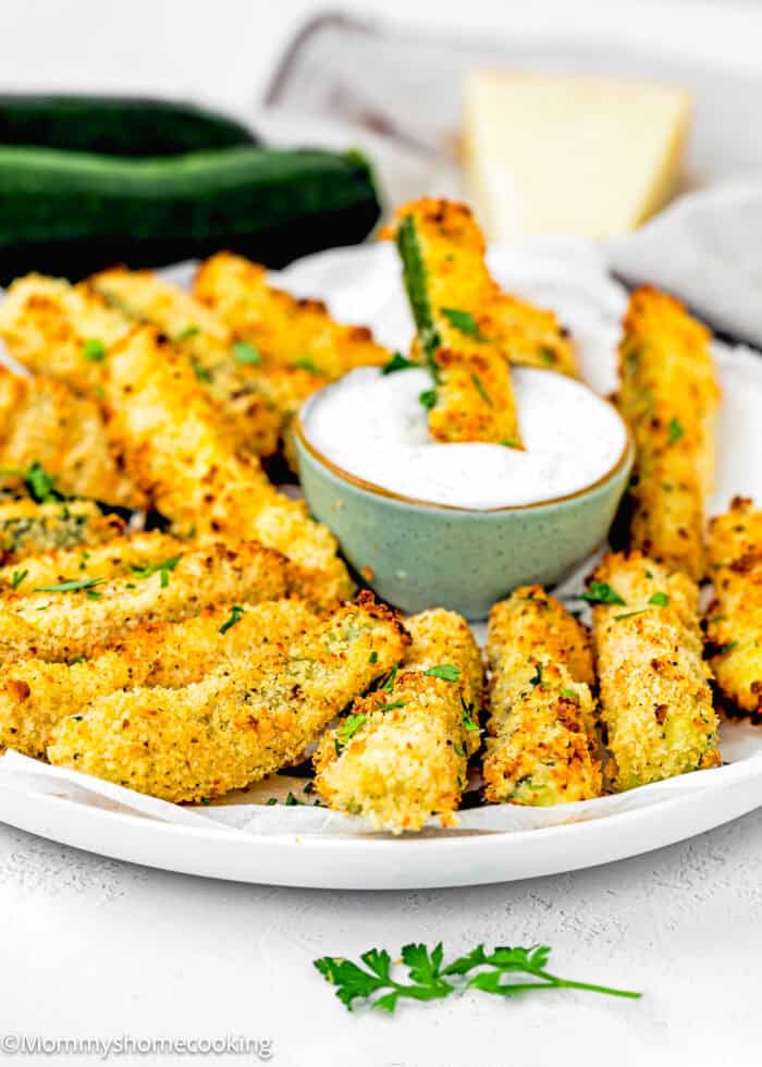 Eggless Easy Zucchini Fries (Baked & Crispy) - Mommy's Home Cooking