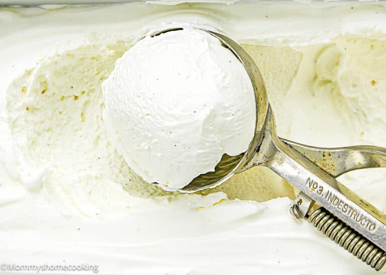 Eggless Vanilla Ice Cream (Easy, Smooth & Creamy) - Mommy's Home Cooking