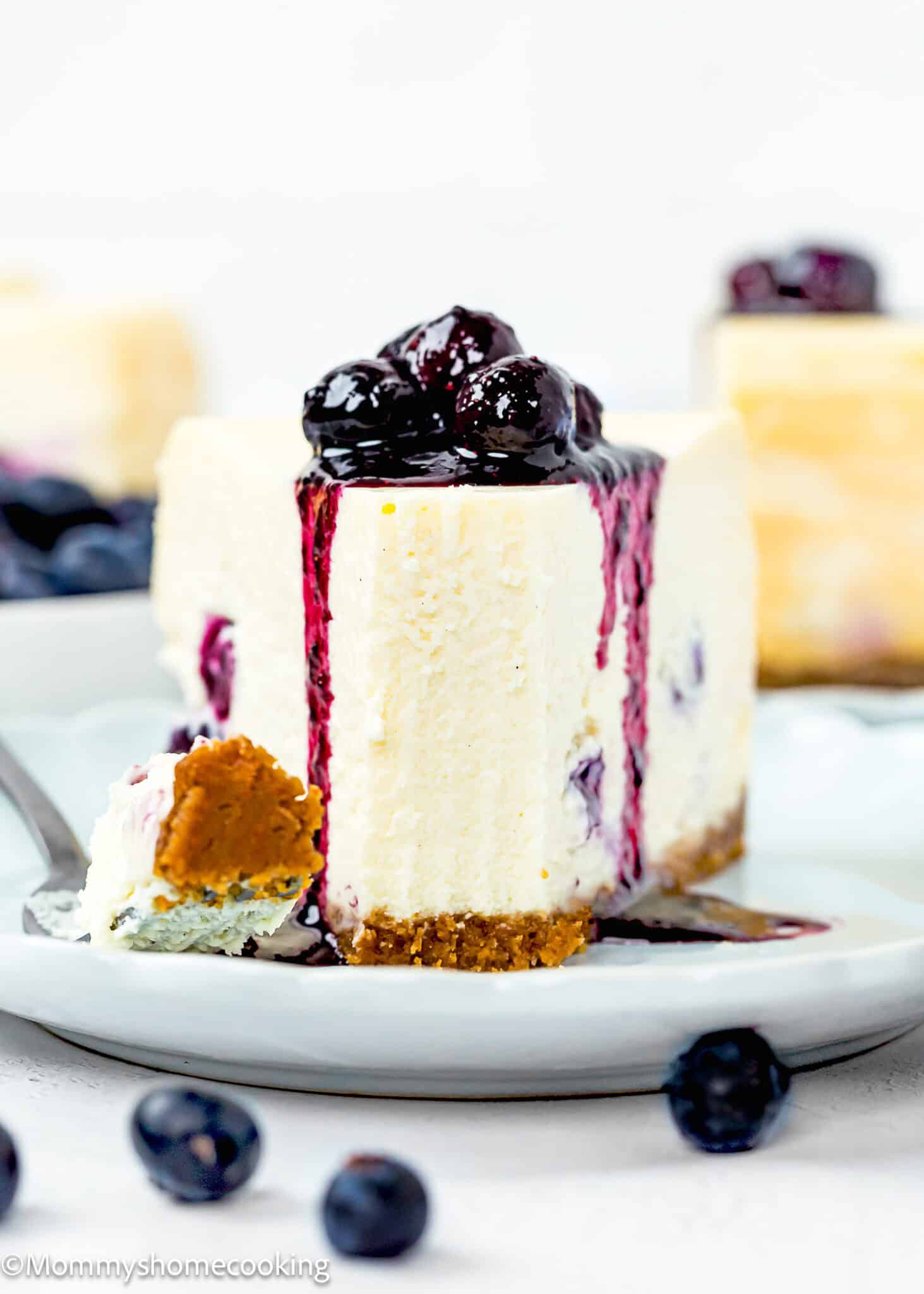 Super Easy No-Bake Cheesecake (Sets Beautifully) - Mommy's Home Cooking