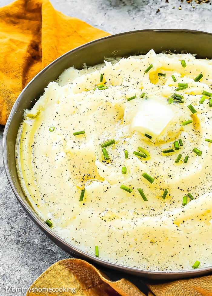 Easy Creamy Mashed Potatoes (No Lumps) - Mommy's Home Cooking