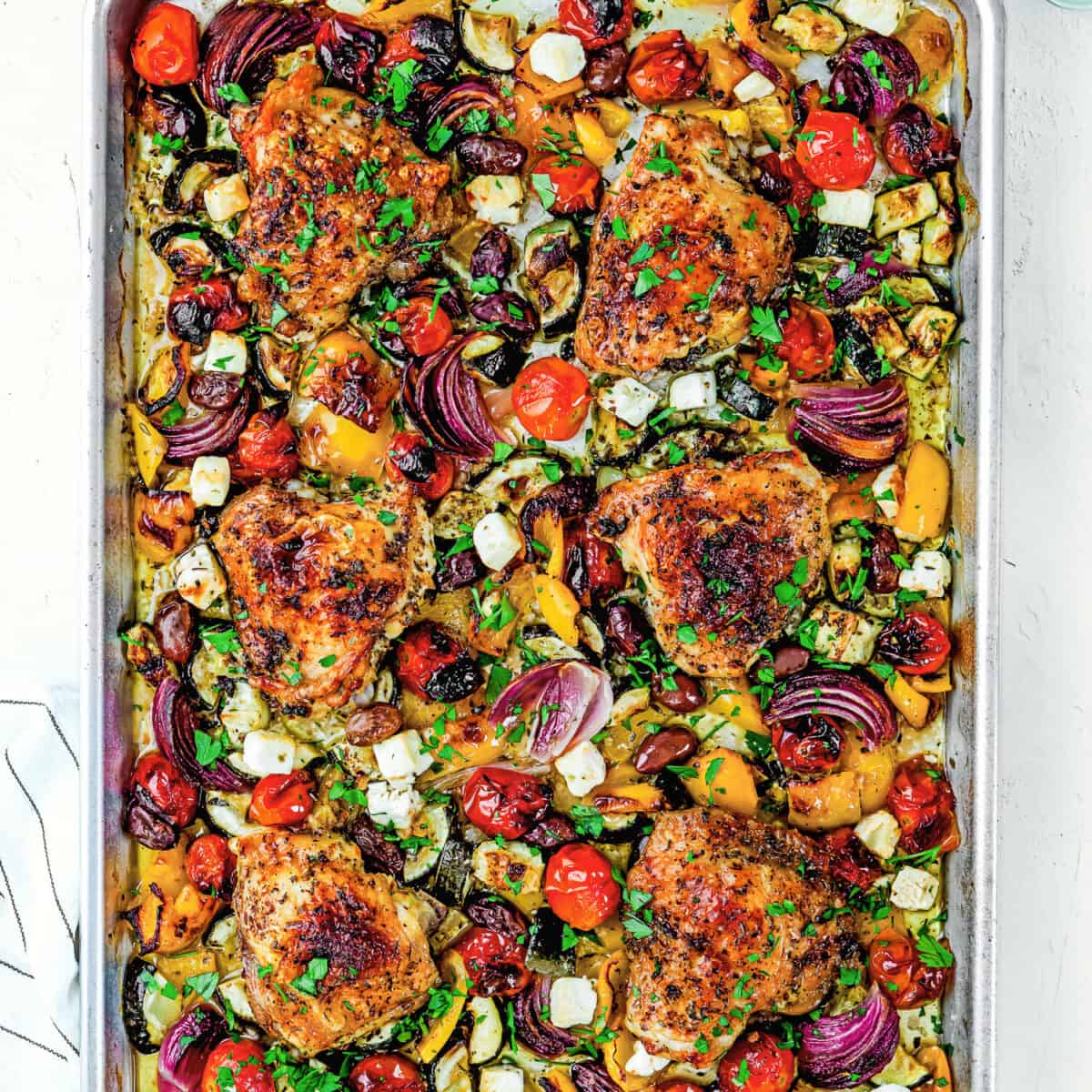 Easy Mediterranean Sheet-Pan Chicken - Mommy's Home Cooking